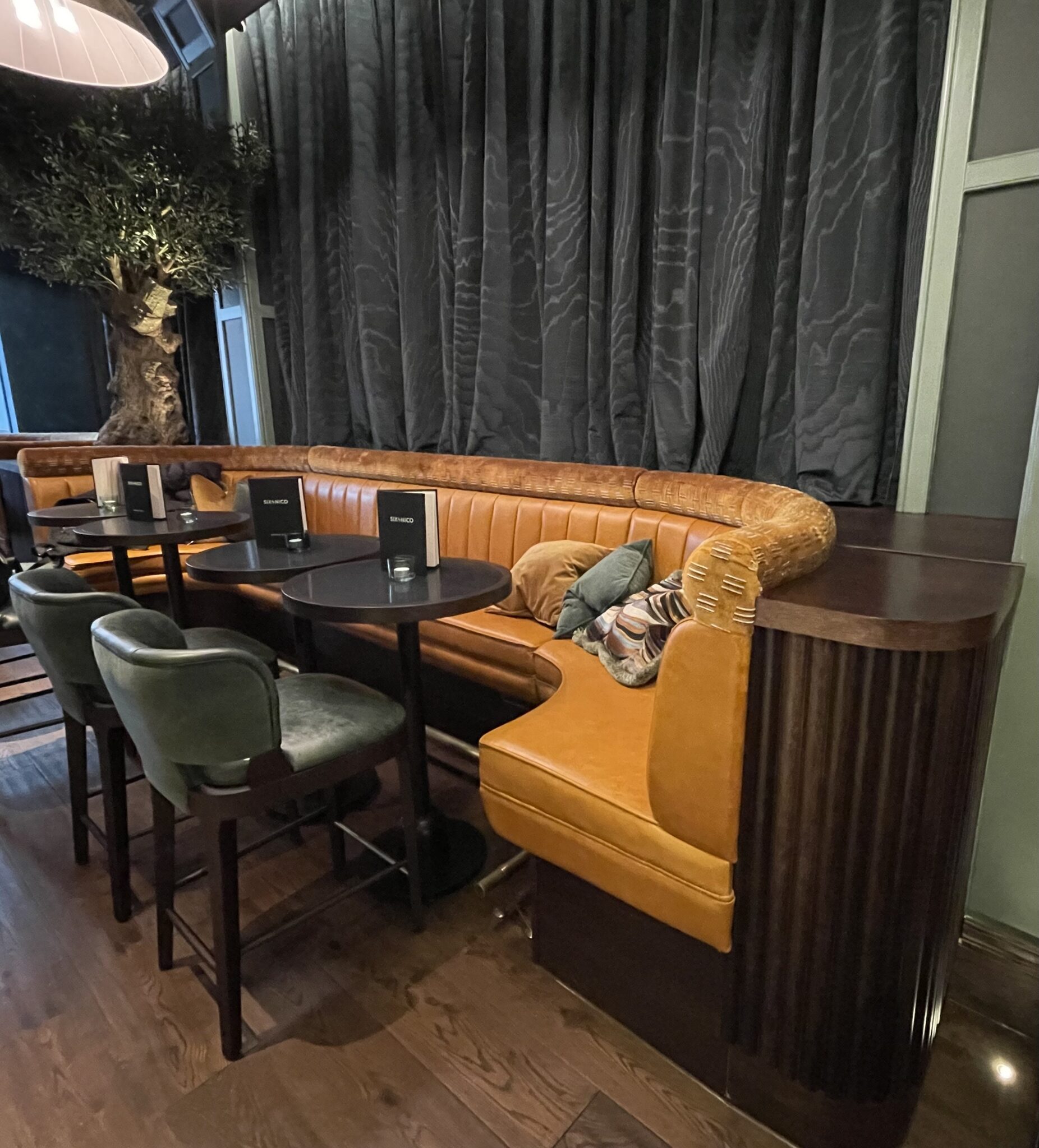 Bespoke Fixed Seating | Banquette, Bench, Booth Seating | PGI